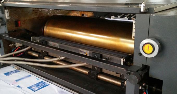 Flexographic Glazing Machine With Chambered Doctor Blade Automatic Cleaning